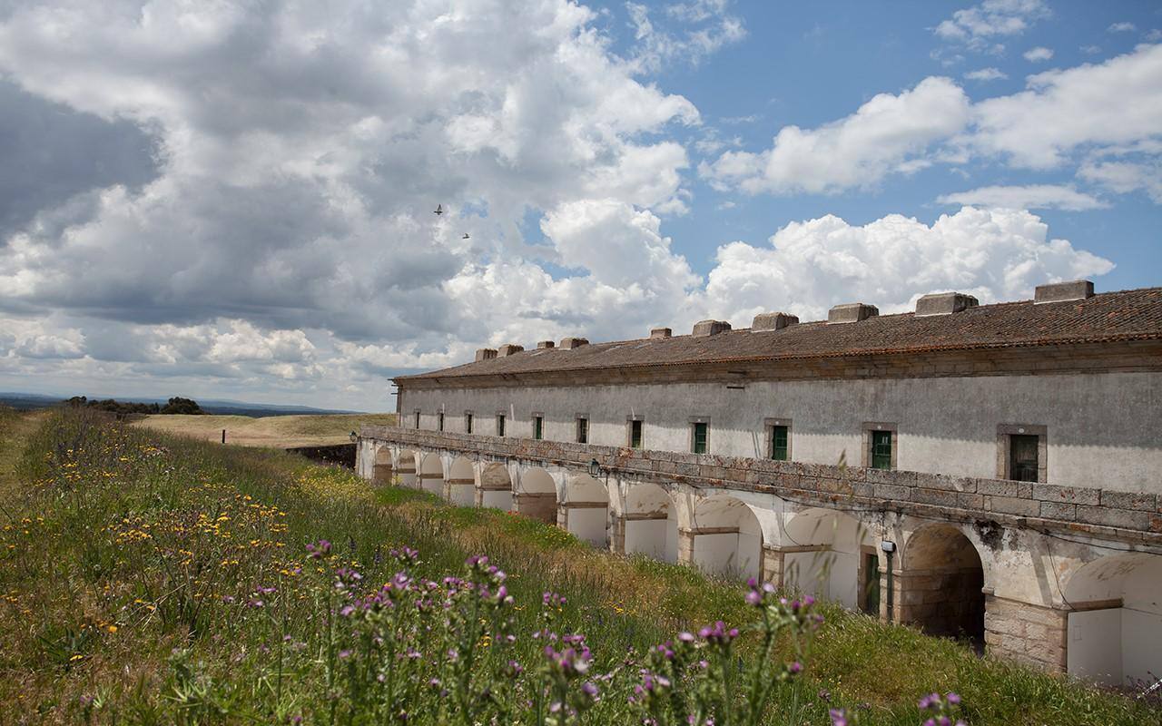 Visita Genérica ao Centro Histórico de Almeida - Município de Almeida